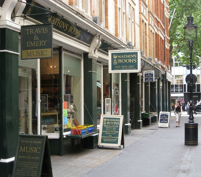 Libreria Warkins Personaggi Spiritualmente rilevanti